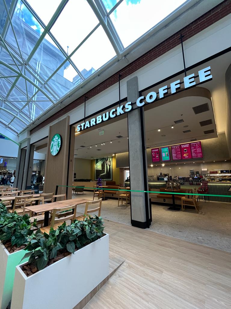 Starbucks inaugura no Estação com deck externo e espaço ao ar livre ...