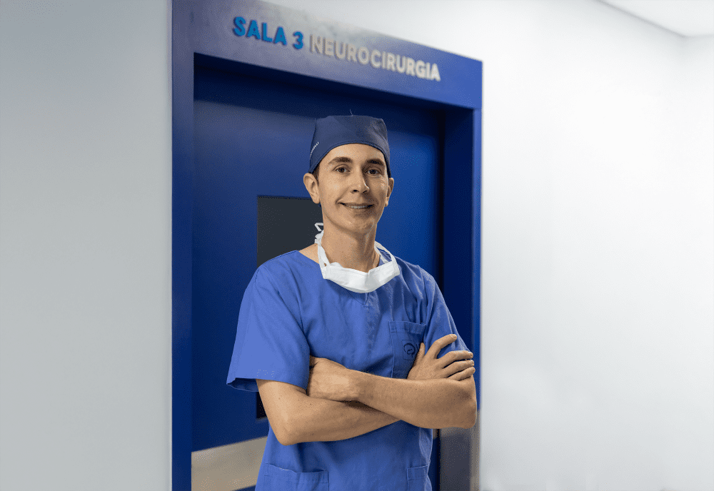Curitibano assume presidência da Academia Brasileira de Neurocirurgia ...